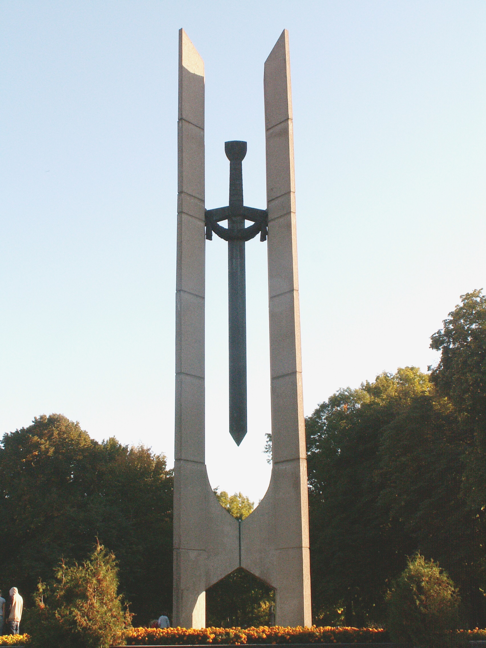 Monument "Kardas" ("The Sword")